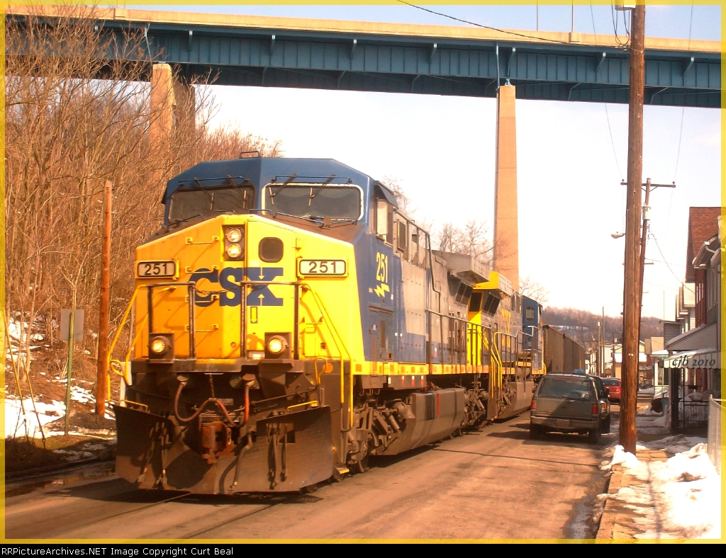 CSX 251 streetrunning